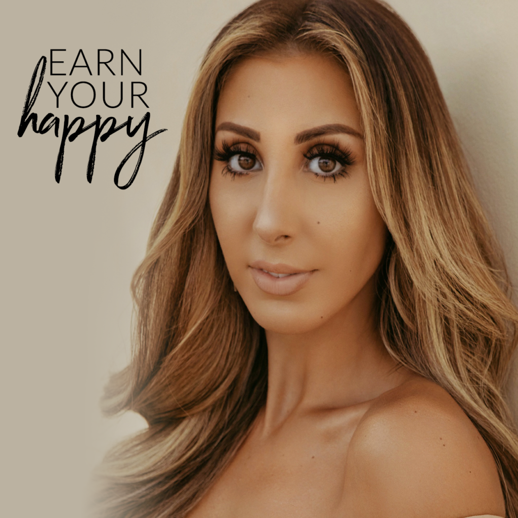 463: Playing BIG and holding your own with Hannah Lux-Davis - Lori Harder